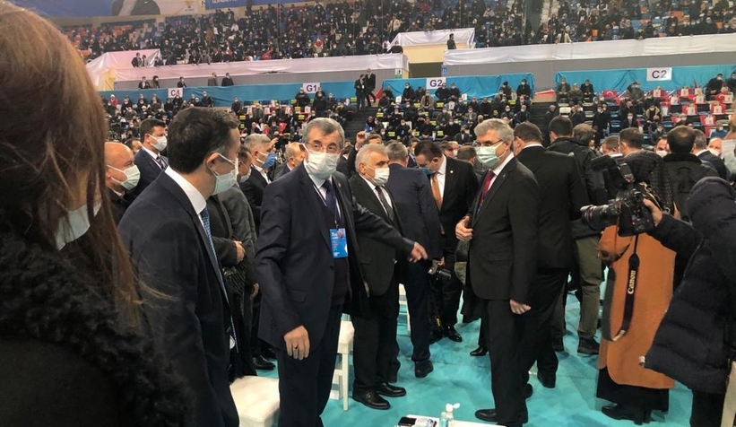 AK Parti Sakarya'da yeni yönetim belli oldu AK Parti Sakarya'da yeni yönetim belli oldu