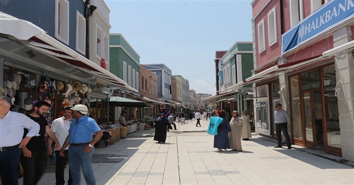 Tarihi çarşıda dönüşüm hızla devam ediyor Tarihi çarşıda dönüşüm hızla devam ediyor